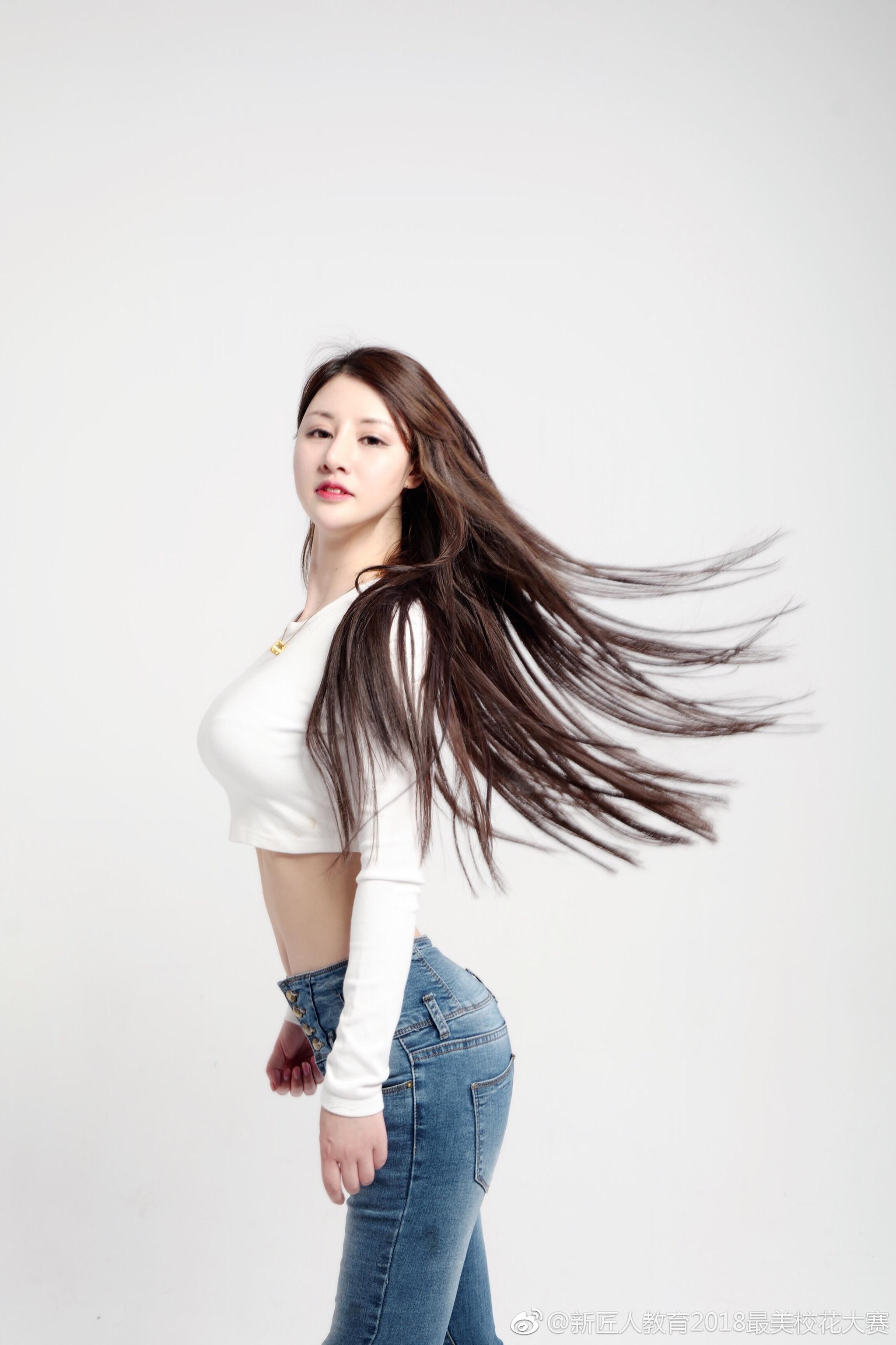 微博： 陈诗诗 江苏南通大学 25岁 168 46kg