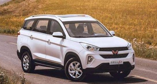 长安欧尚X70A对比五菱宏光S3，老对手在新市场的较量-新浪汽车