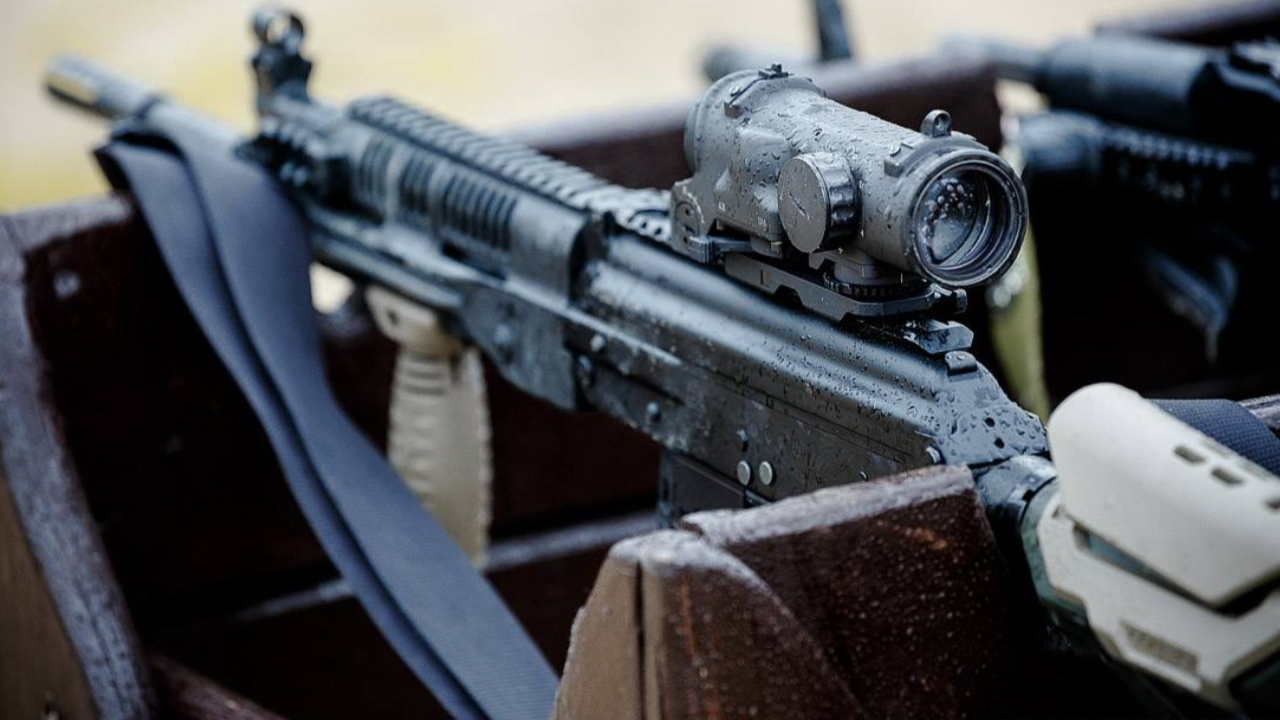 军事Ⅰ俄罗斯特种部队新RPK 16班用机枪--高清大图欣赏|班用机枪|特种部队|俄罗斯_新浪新闻