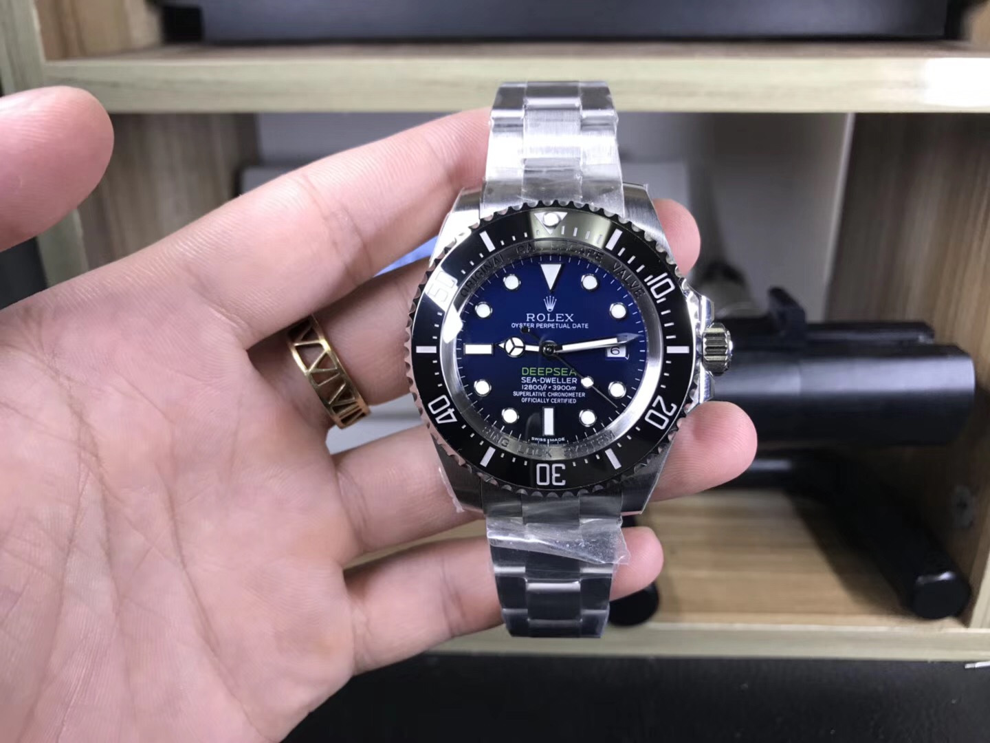 Siri说表：N厂劳力士海使型系列116660-98210蓝盘蓝面渐变鬼王