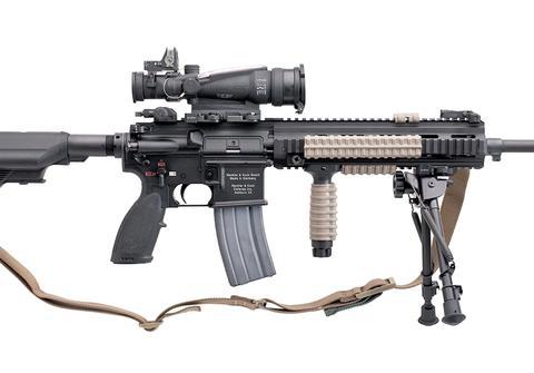 美军M4的替代者，却遭到海军陆战队的质疑|陆战队|武器|自动步枪_新浪新闻