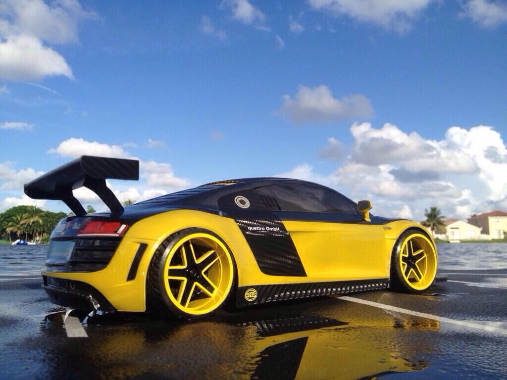 奥迪R8特辑！-新浪汽车