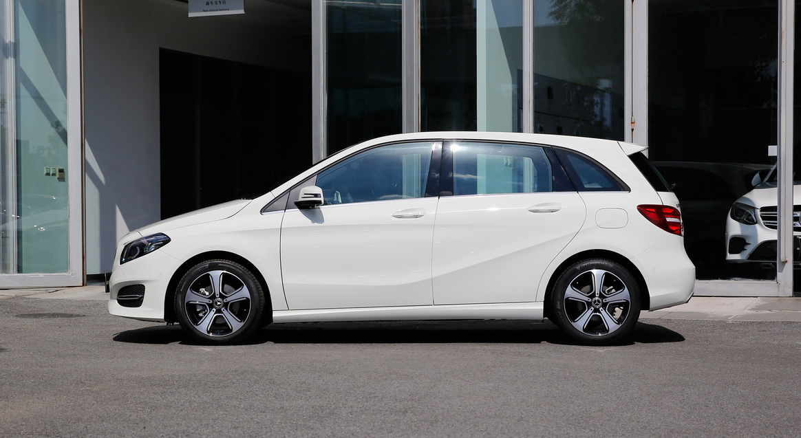 奔驰B级，2019款B200时尚版详细配置-新浪汽车