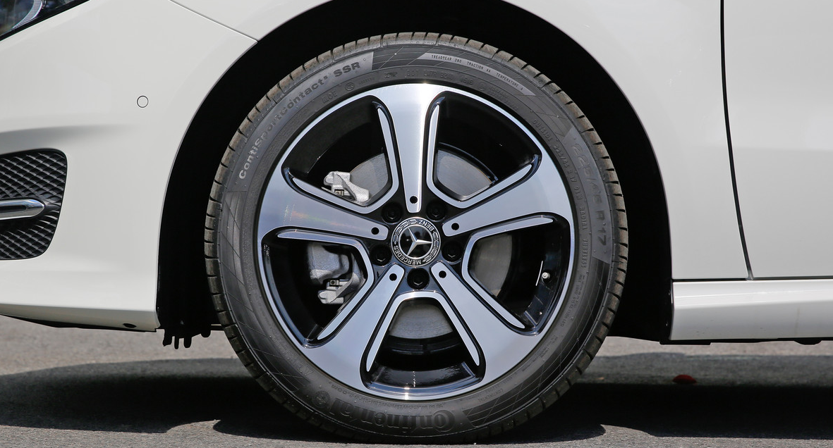 奔驰B级，2019款B200时尚版详细配置-新浪汽车