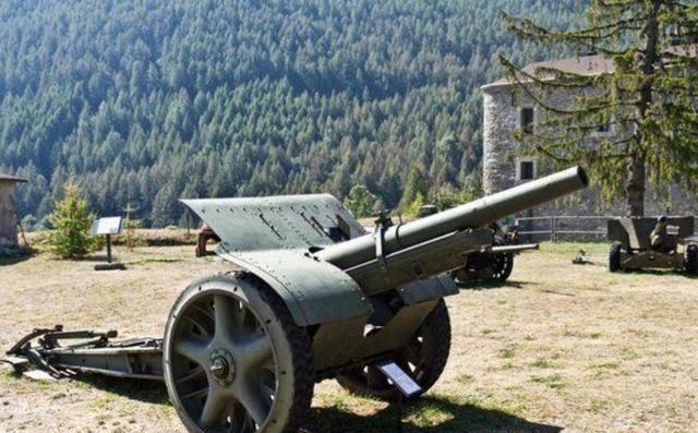 独立团团长李云龙喊到的意大利炮原来是一战时期的法国炮