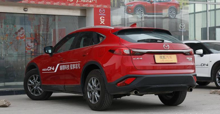 2018款 马自达CX-4 2.0L 自动两驱蓝天领先版