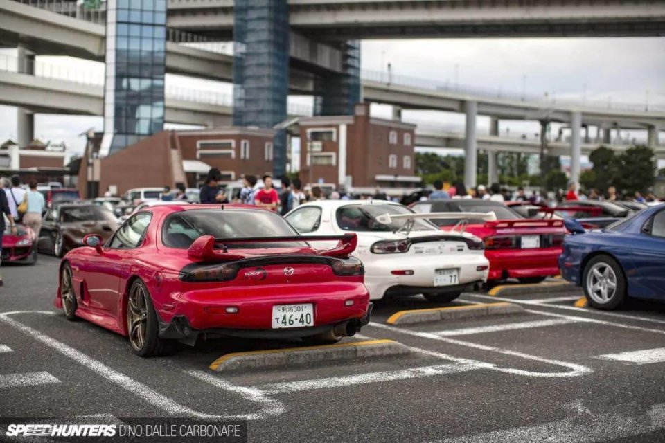 几十部转子车型齐聚"大黑PA"，这场面哪个车迷不为之激动呢？-新浪汽车