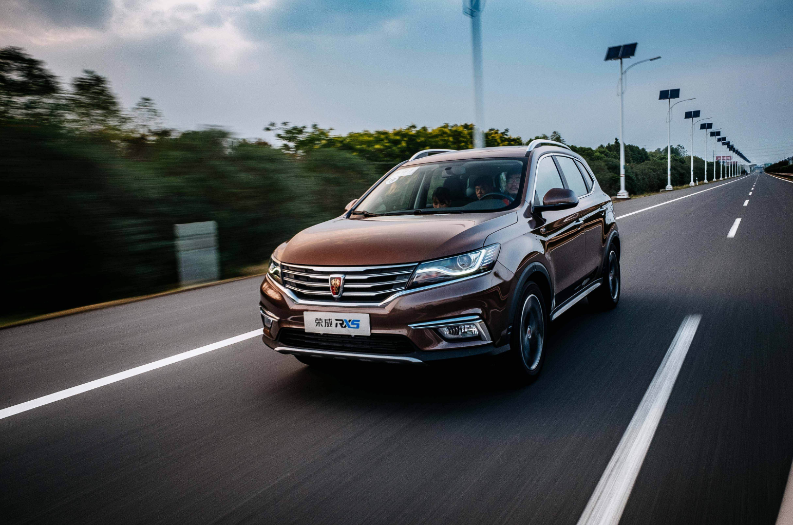 AliOS斑马智行改变汽车市场大格局，跨越智能汽车时代分水岭__财经头条