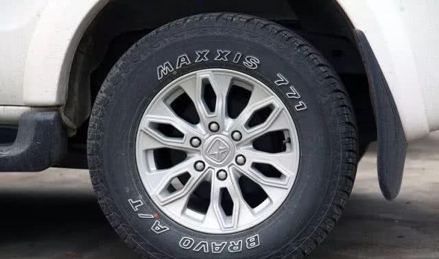 越野首选——玛吉斯AT771-新浪汽车