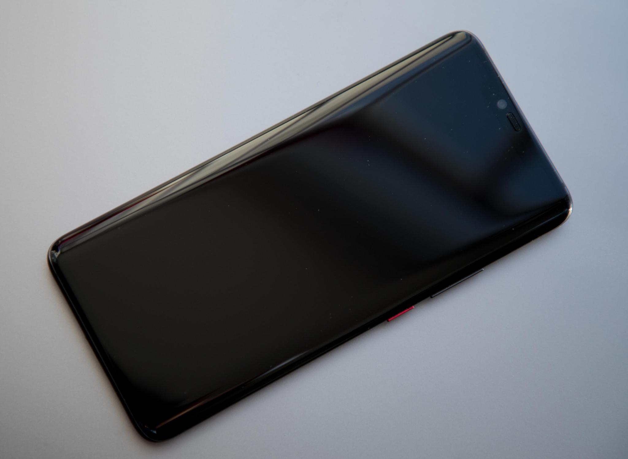 华为Mate 20 Pro国行版第一时间开箱，真机比照片漂亮__财经头条