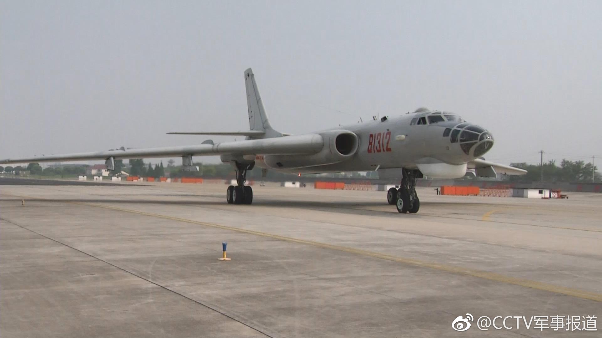 东部战区海军航空兵某轰炸机团组织开展跨昼夜投弹训练|海军|轰炸机|投弹_新浪新闻
