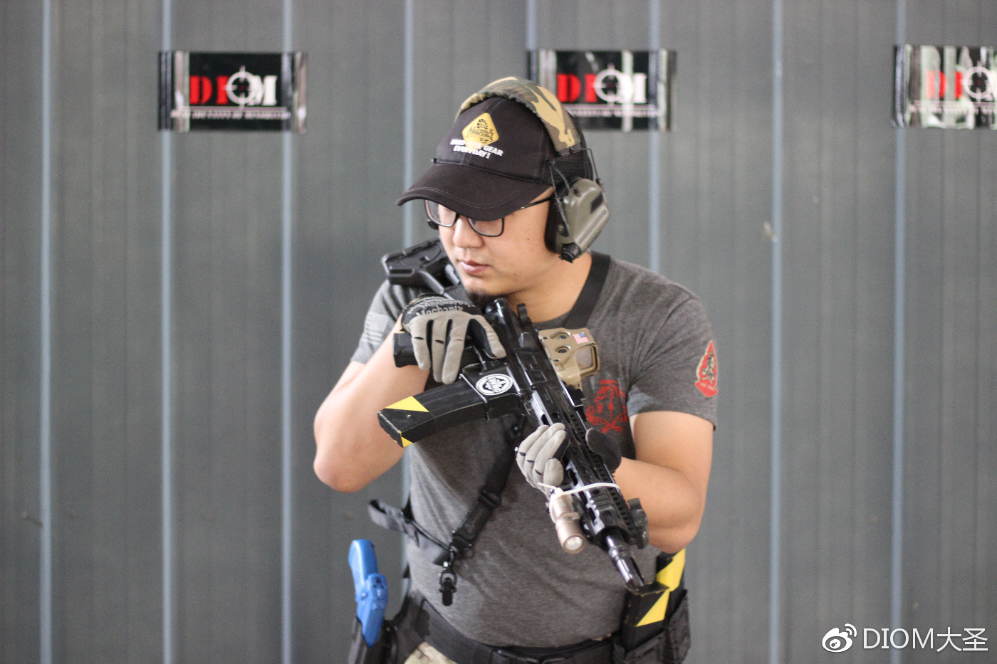 【DIOM出品】水弹WG单兵战术——单人素质基础之持握行篇|戒备|发射器|持握_新浪新闻