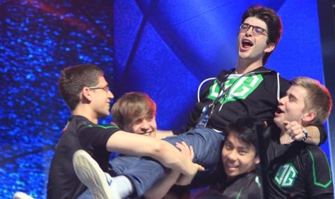 Dota2-OG教练7Mad专访：S4和Fly离开是一次背叛 Topson很有潜力|教练|离队|战队|选手|打法_新浪新闻
