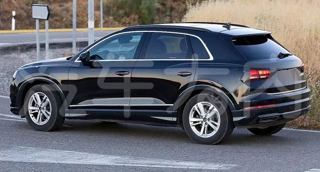 换代奥迪Q3外观、内饰谍报，国产将迎长轴Q3L-新浪汽车