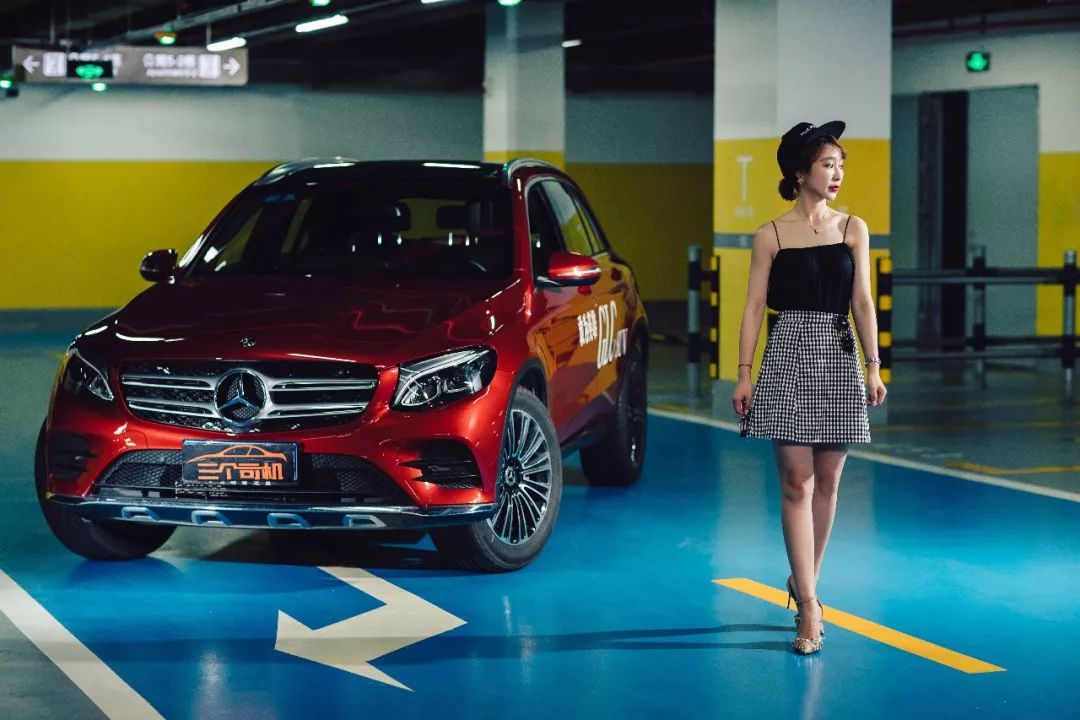 谁说女司机不能当英雄？楠姐“地下”试驾奔驰GLC-新浪汽车