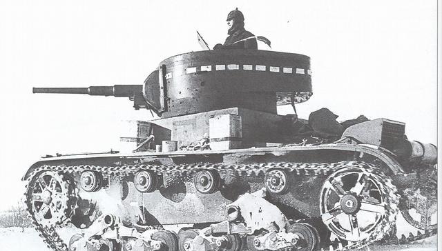 二战坦克 之 苏联T-26轻型坦克：苏联坦克发展史上重要的一环