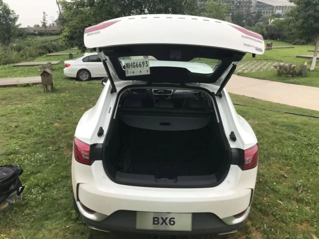 试驾|宝沃BX6——重新定义轿跑SUV-新浪汽车