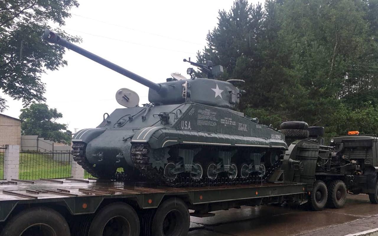 毛子复原的二战时期美国M4A2(76)“谢尔曼”中型坦克|货轮|中型坦克|谢尔曼_新浪新闻