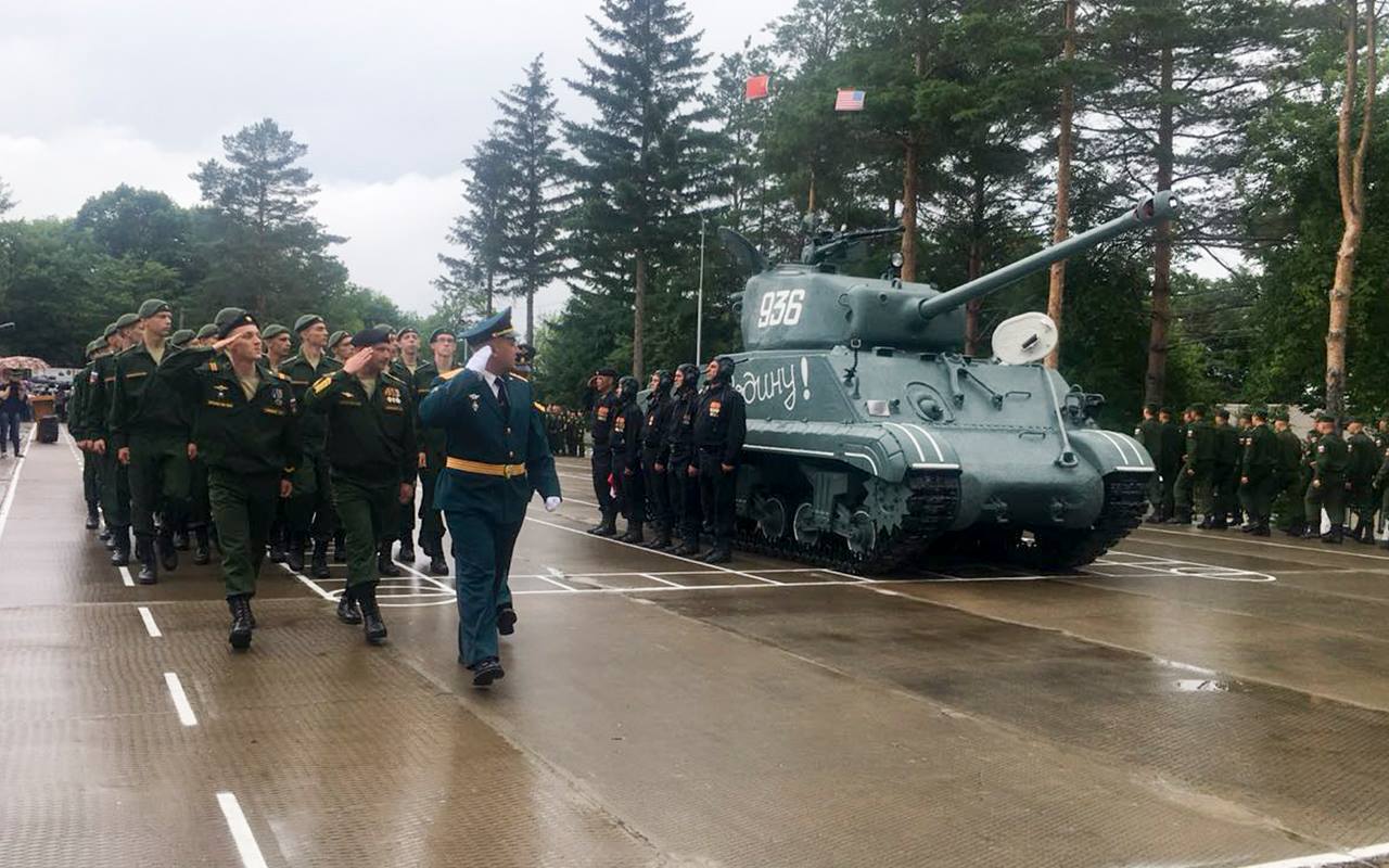 毛子复原的二战时期美国M4A2(76)“谢尔曼”中型坦克|货轮|中型坦克|谢尔曼_新浪新闻