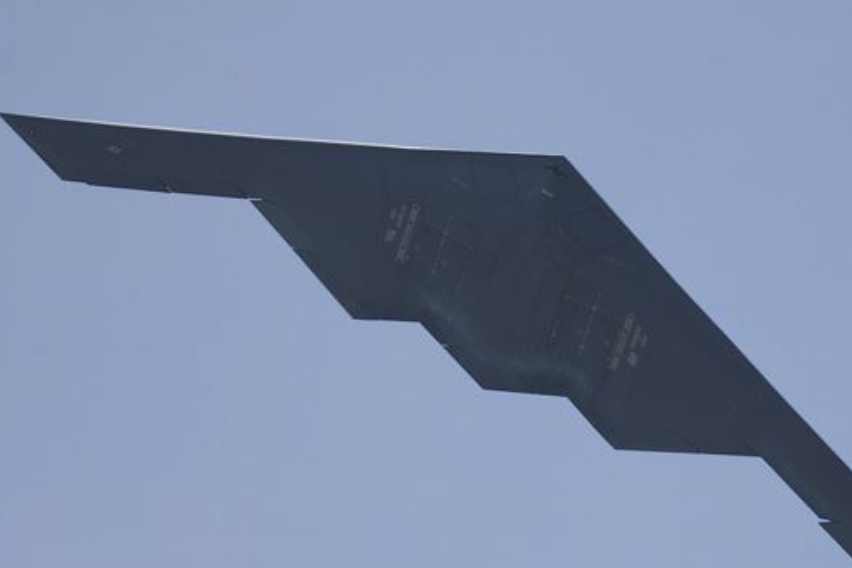 官方披露令人振奋消息，中国验证B2关键技术，有助于轰-20问世？|B2|轰炸机|飞翼_新浪新闻