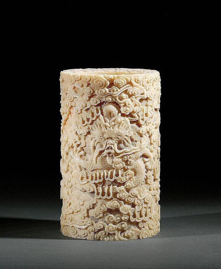 牙雕，我国的象牙雕刻和象牙制品起源非常早