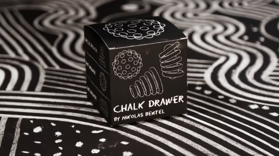 艺术家Nikolas Bentel用雕刻的粉笔创造的世界，手残党的福音