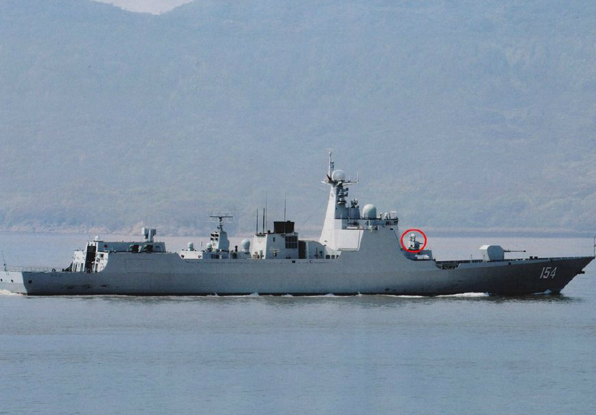 即将入役，中华神盾155南京舰涂刷弦号