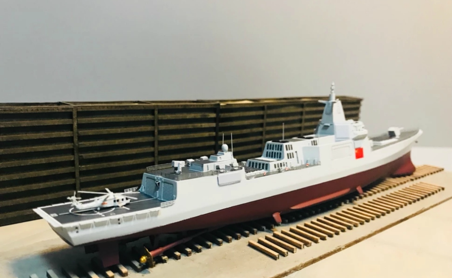 055级大型导弹驱逐舰模型|导弹驱逐舰|战舰|海军_新浪新闻