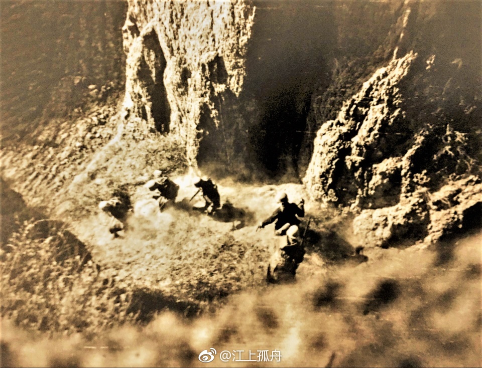 1937年日军发动七七事变攻占北平城