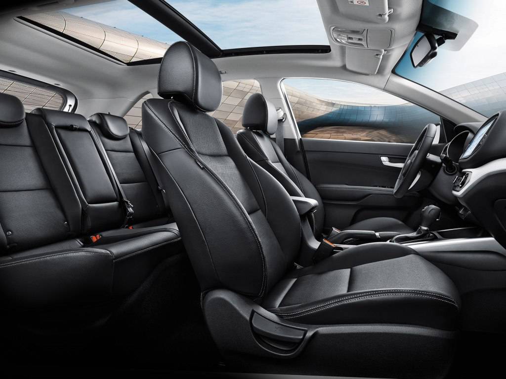 起亚KX3 EV，续航只有300公里，售价却要14.73万元？-新浪汽车