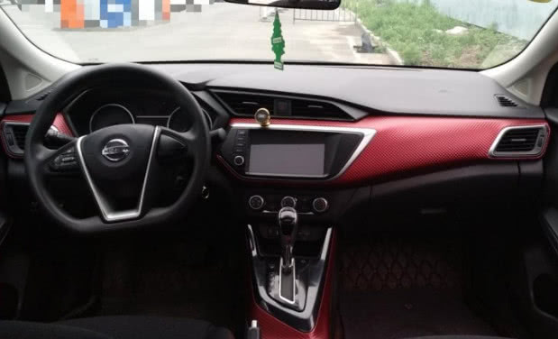 男子花12万买辆日产蓝鸟，当晒出油耗时，朋友们都不相信！