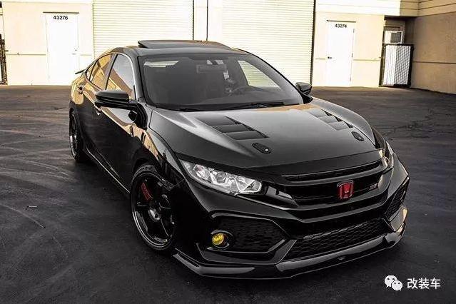 追求竞技风的黑武士本田思域Si，宣称拥有世界上第一对流水大灯-新浪汽车