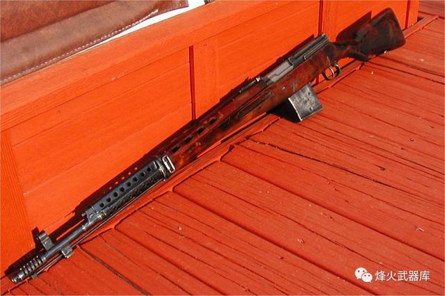 质量好到士兵驾驭不了的苏联步兵神器！小解SVT-40半自动步枪|狙击手|半自动步枪|武器_新浪新闻