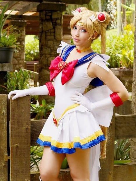 美少女战士cosplay，网友：那个大叔cos的月野兔，赋予了灵魂呀！|野兔|美少女战士|大叔_新浪新闻