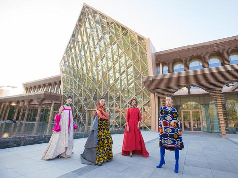 ALIM ADIL COUTURE 新品时装发布会完美落幕|昆仑|新疆|阿里木江_新浪新闻