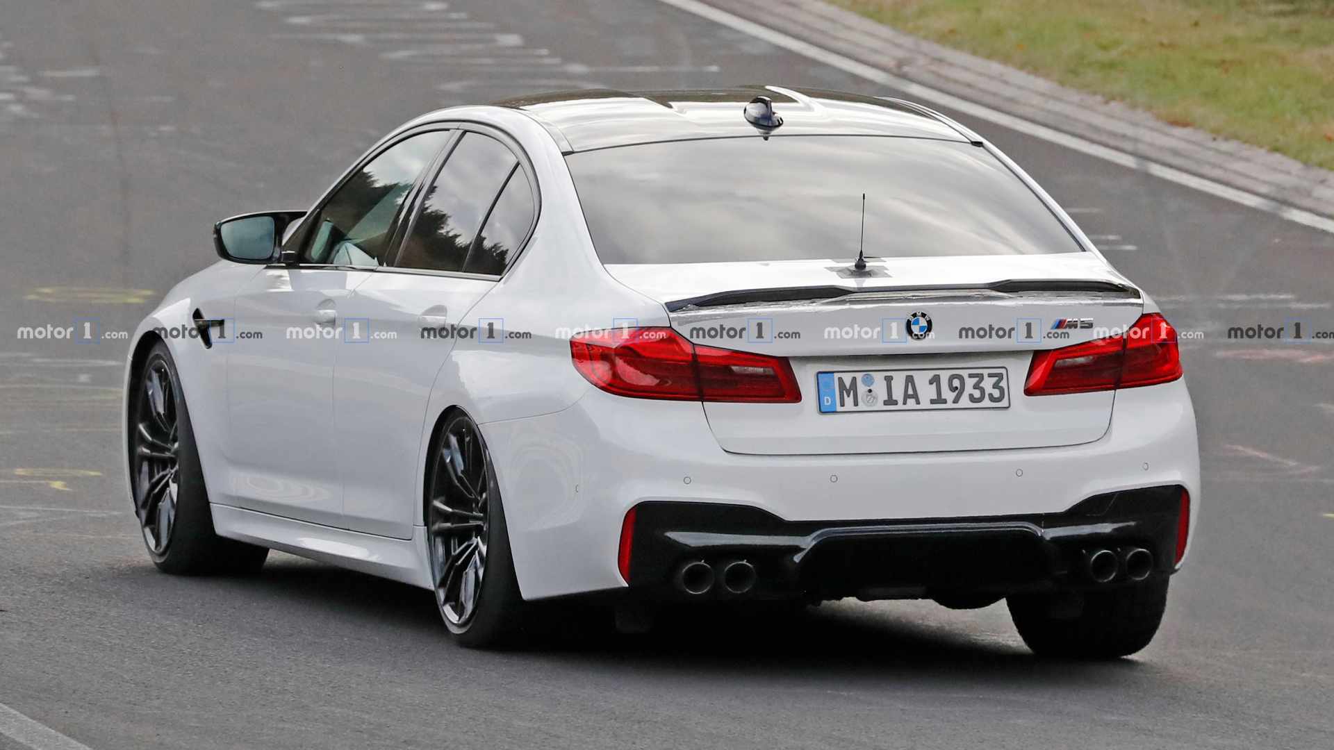 疑似宝马M5 CS测试谍照曝出！或许是最强性能的M5！-新浪汽车