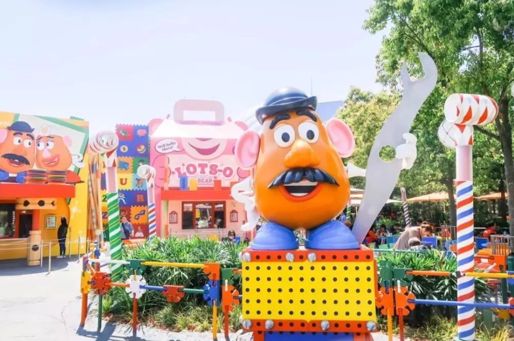 喜大普奔！上海迪士尼玩具总动员主题园区今日开幕！尝新攻略在此