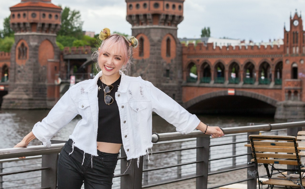 太阳之光JannineWeigel，一位泰国混血小美女|混血|泰国|小美女_新浪新闻