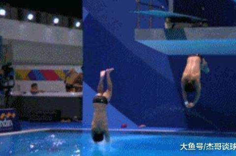 韩国“炸鱼队”选手一米跳板搞笑失误, 惹韩国自家女队员大笑!|跳板|跳水队|失误_新浪新闻