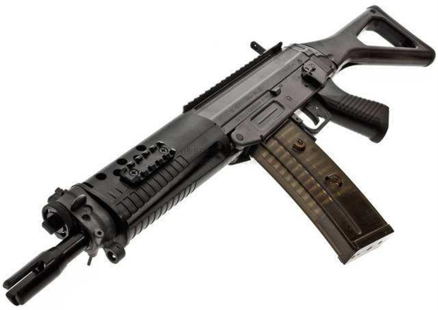 该枪结合AK的机械与劳力士的精致, 突击步枪中精度的王者!