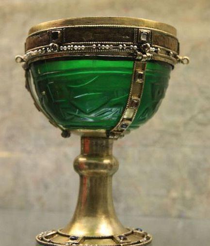 用圣杯 尽饮耶稣之血|圣杯|酒杯|基督教_新浪新闻