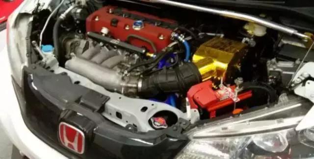 飞度GK5到底是什么东西？为什么称为超跑让奔驰宝马也敬畏三分！-新浪汽车