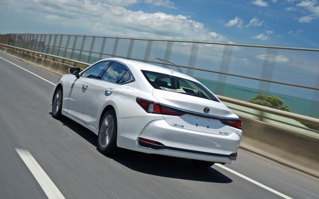 成熟与稳健！Lexus全新ES200顶配试驾！-新浪汽车