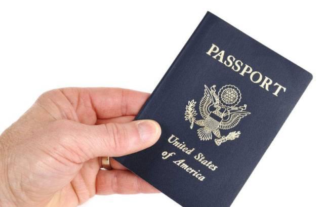 旅游天下: 中国护照和美国护照上面究竟写的什么?