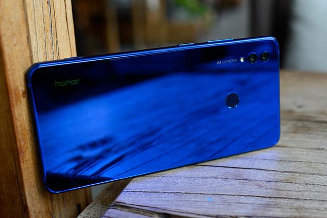 荣耀Note10体验：双Turbo液冷加持满血970，目前最好的大屏手机__财经头条