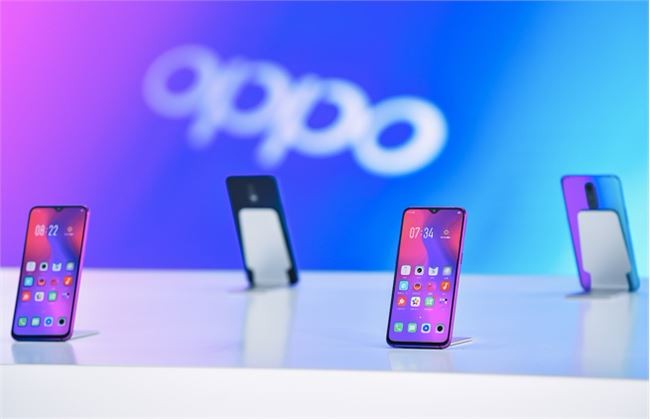 OPPO R17遭狙击！雷军：我有屏幕指纹+骁龙845__财经头条