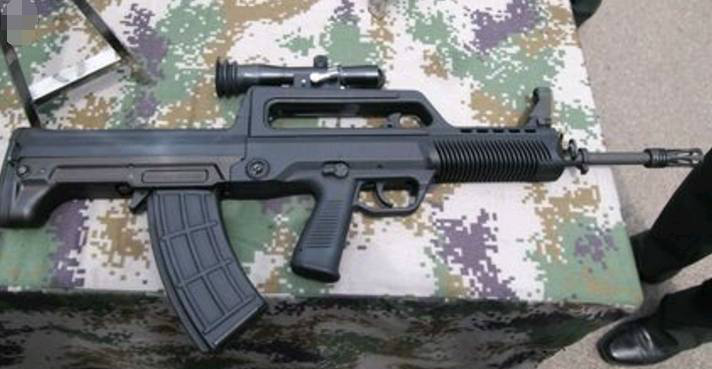 已经服役二十年的95自动步枪，为什么还在使用，原来是样子