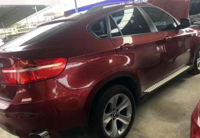 小伙去4S店修宝马X6事故车,4S店却说：别修了，我给你一辆宝马X1-新浪汽车