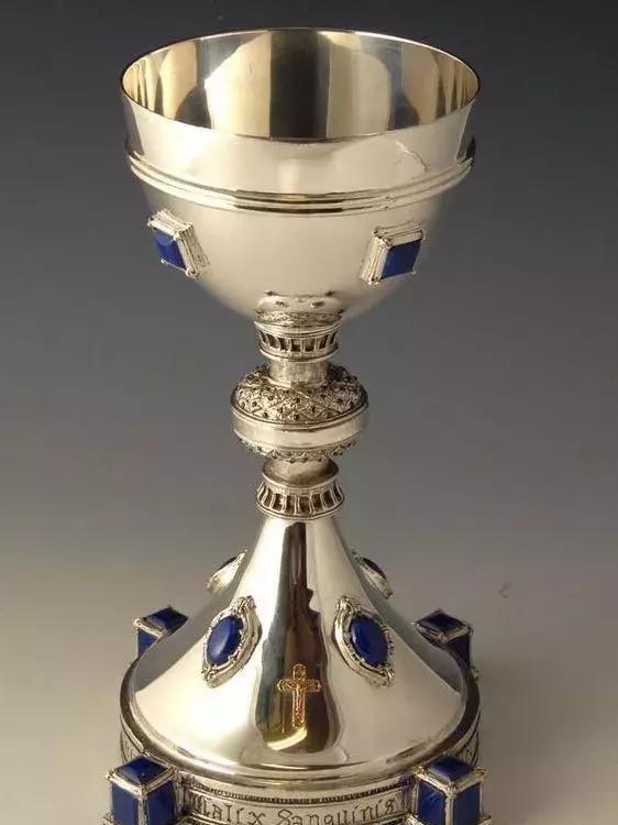 用圣杯 尽饮耶稣之血