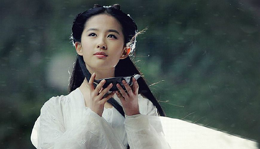 五版小龙女，非洲小龙女力压陈妍希，第二最仙，第一最经典|小龙女|陈妍希|李若彤_新浪新闻